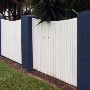 Fencing Contractor FIRST CLASS - Timber Fence - Colorbond - Privacy ...